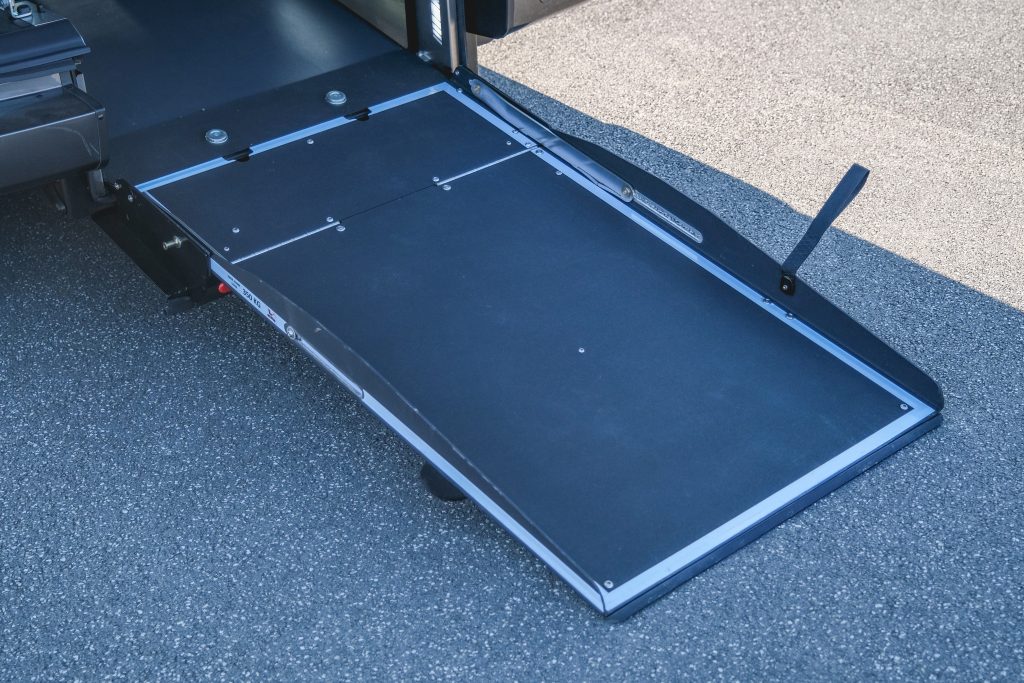 ford_tourneo_custom_l2h1_twin_happyaccess_handicap_15 | Voiture et handicap